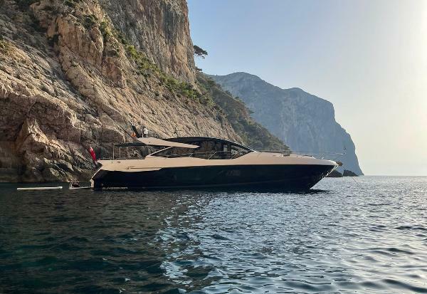 Herando - Sunseeker Predator 74 ADVANCE TO GO