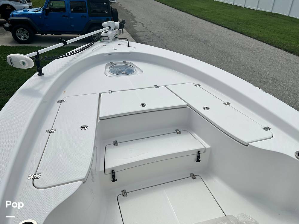 Herando - Blue Wave Boats 2800 Pure Hybrid